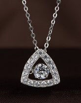 Dancing Stones – RJ Jewelers
